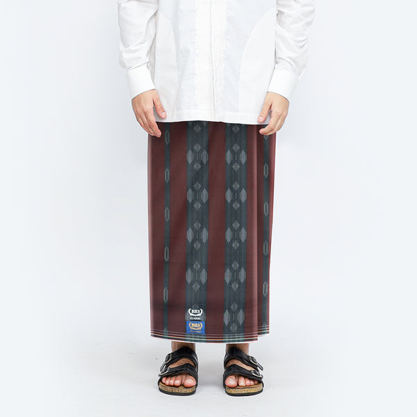 BHS Classic Gold Cover Motif C44 DKA SJ Black Brown 02 - Sarung Indonesia